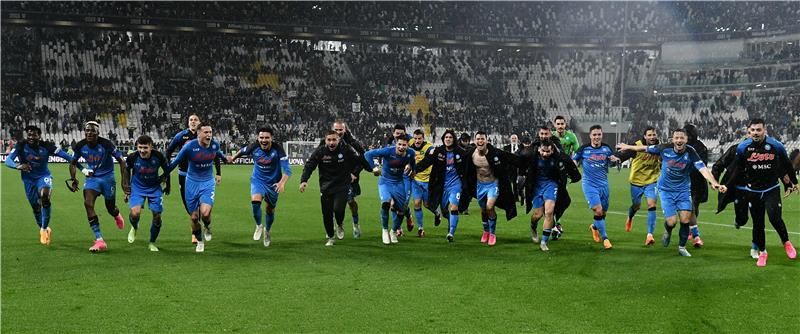 طلب من بلدية نابولي بشأن لقاء التتويج المحتمل | كووورة