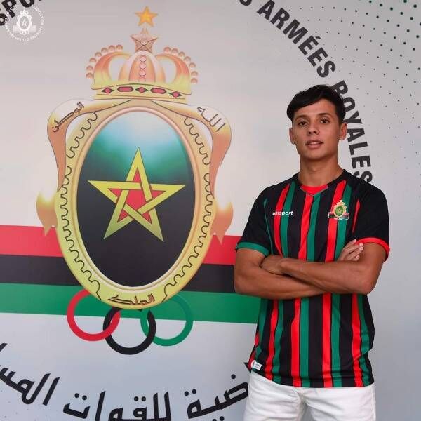 بالصور.. الجيش يقدم الهبطي قادما من الرجاء | كووورة