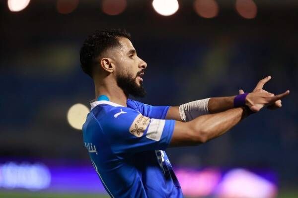 الشهري يستعيد رقمًا غائبًا مع الهلال | كووورة