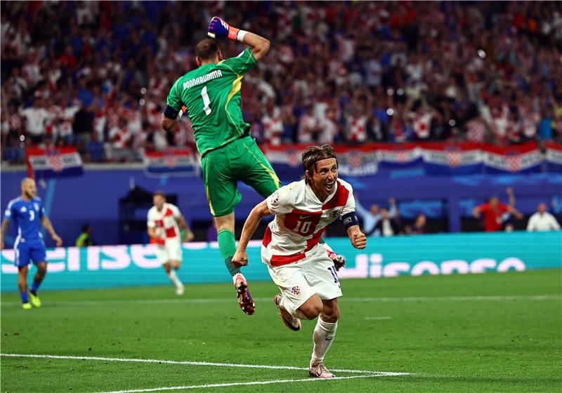 مودريتش يدخل تاريخ اليورو برقم أسطوري | كووورة