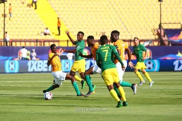 خبرة كوت ديفوار تسقط جنوب إفريقيا | كووورة